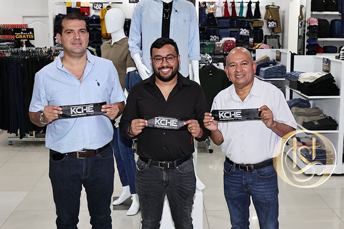 KCHE inaugura su tercera tienda Ubicada en la zona sur, en Unimall ...